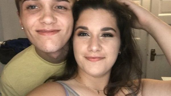Teen can’t afford dream dress, so prom date teaches himself how to make it