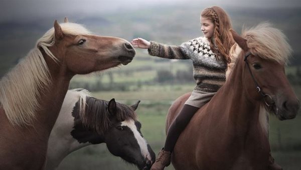 Amberley Snyder: Barrel Racing Inspiration