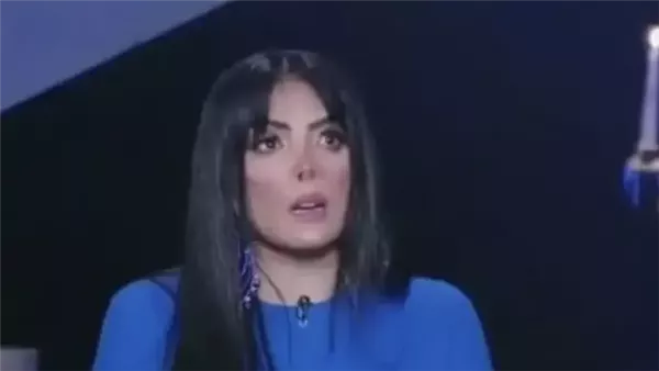 لم يتحمل ماشاهده بعينه حورية فرغلي تكشف لأول مرة سبب ضړب الفنان